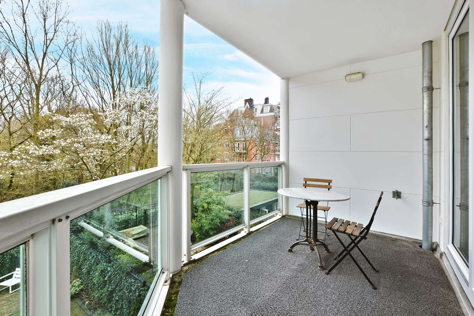 Glass and Aluminum Hand Railing - Blue Ridge Aluminum Co.